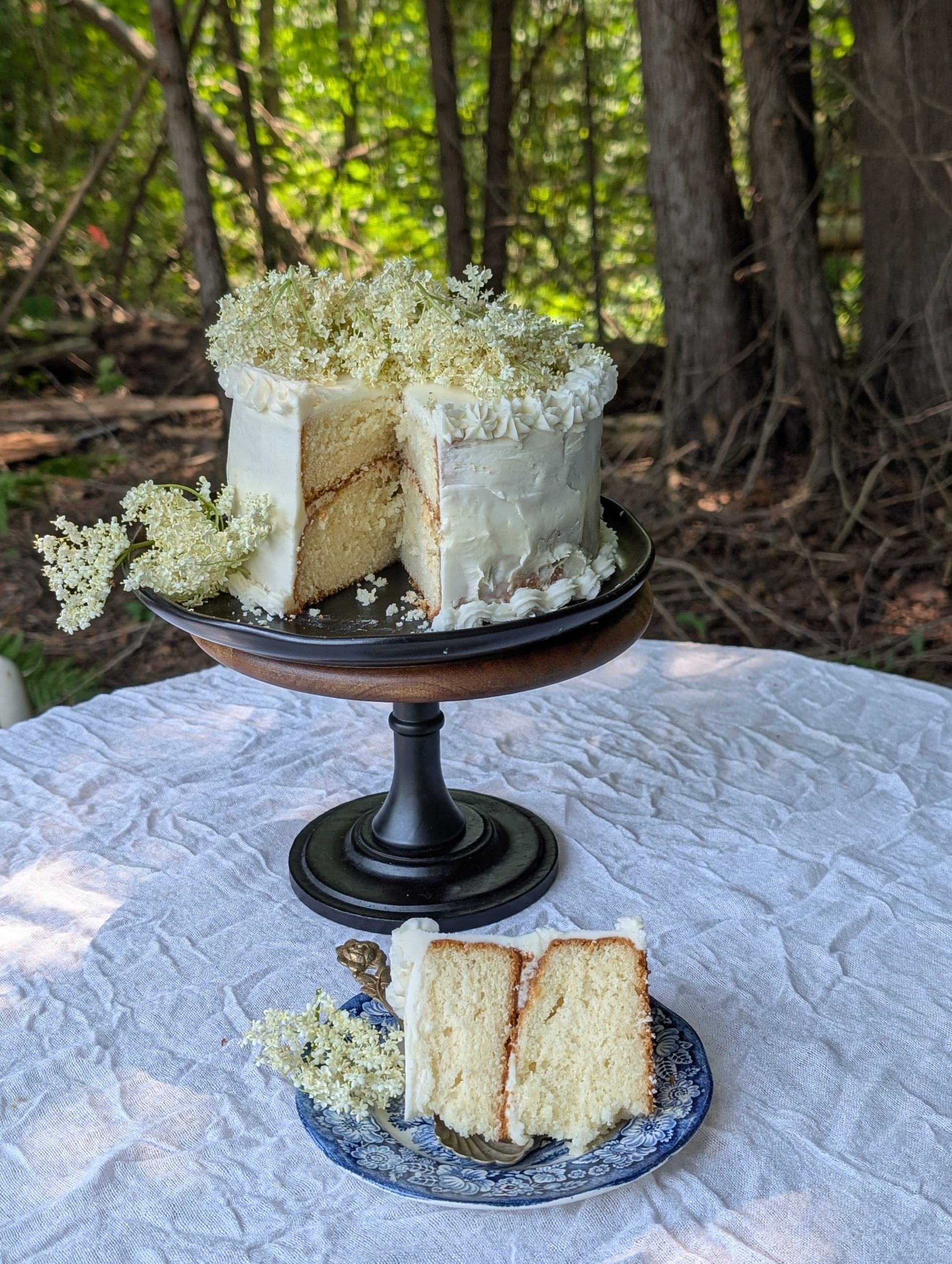 Elderflower Simple Syrup Recipe - Greenmoxie™