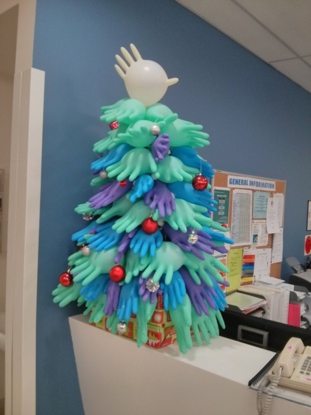35 DIY Christmas Trees made from Recycled Materials - Greenmoxie™