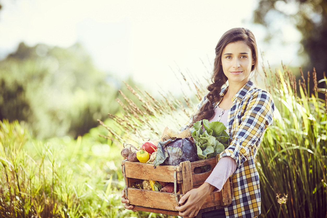 You Consume 70,000 Pieces of Plastic Every Year - Greenmoxie™