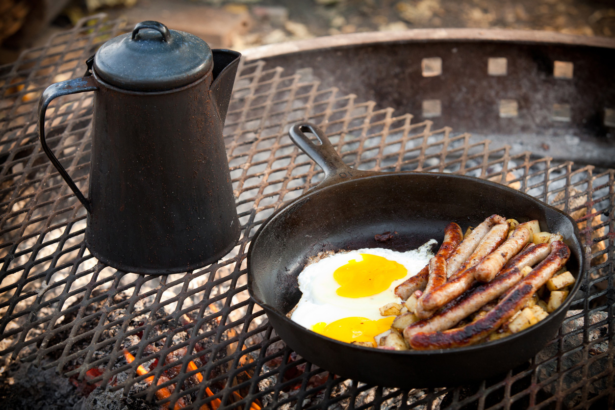 This Campfire Breakfast Recipe is Amazeballs! - Greenmoxie™